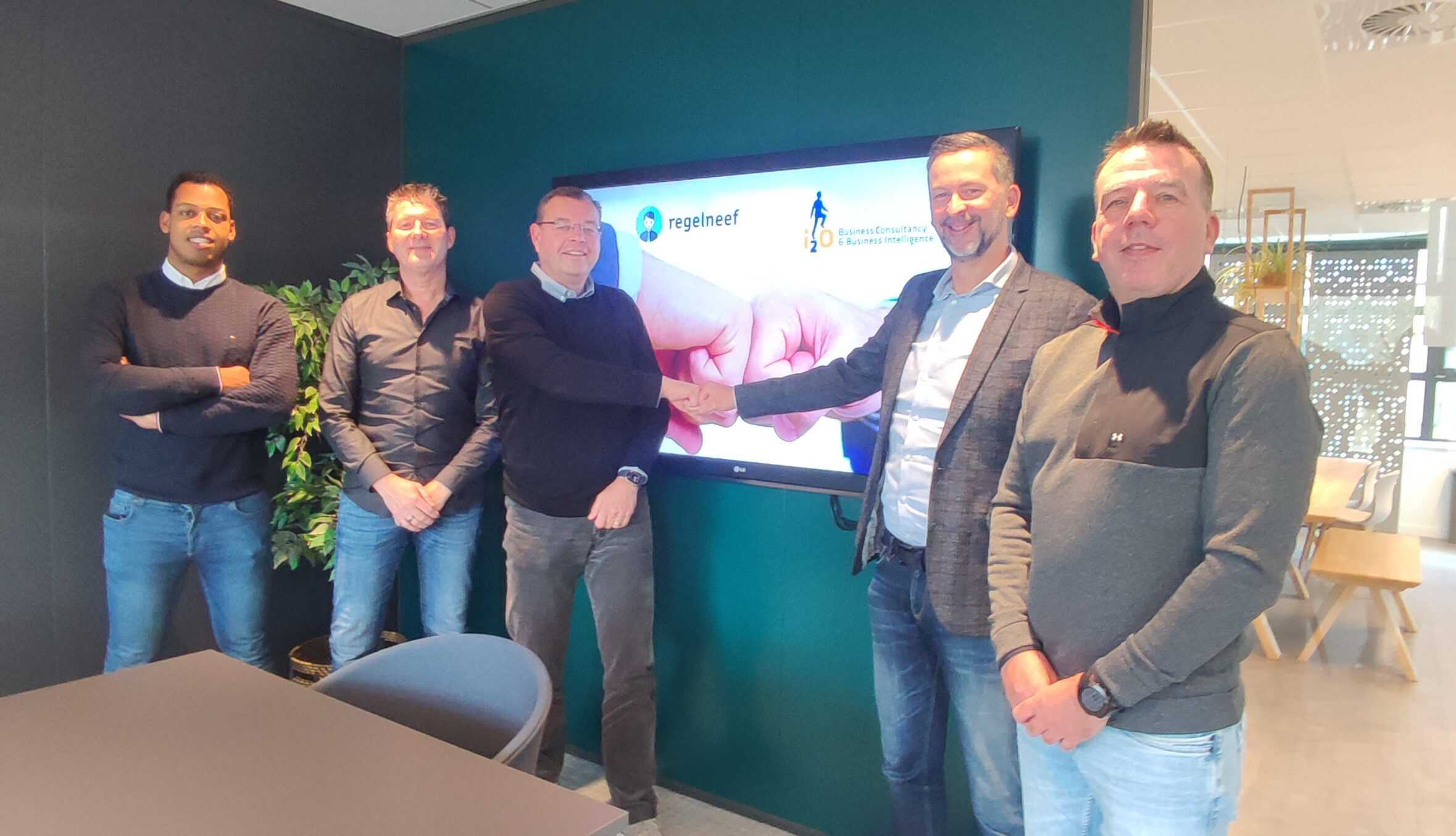 Samenwerking i2o en Regelneef: BI-dashboards voor de flexsector